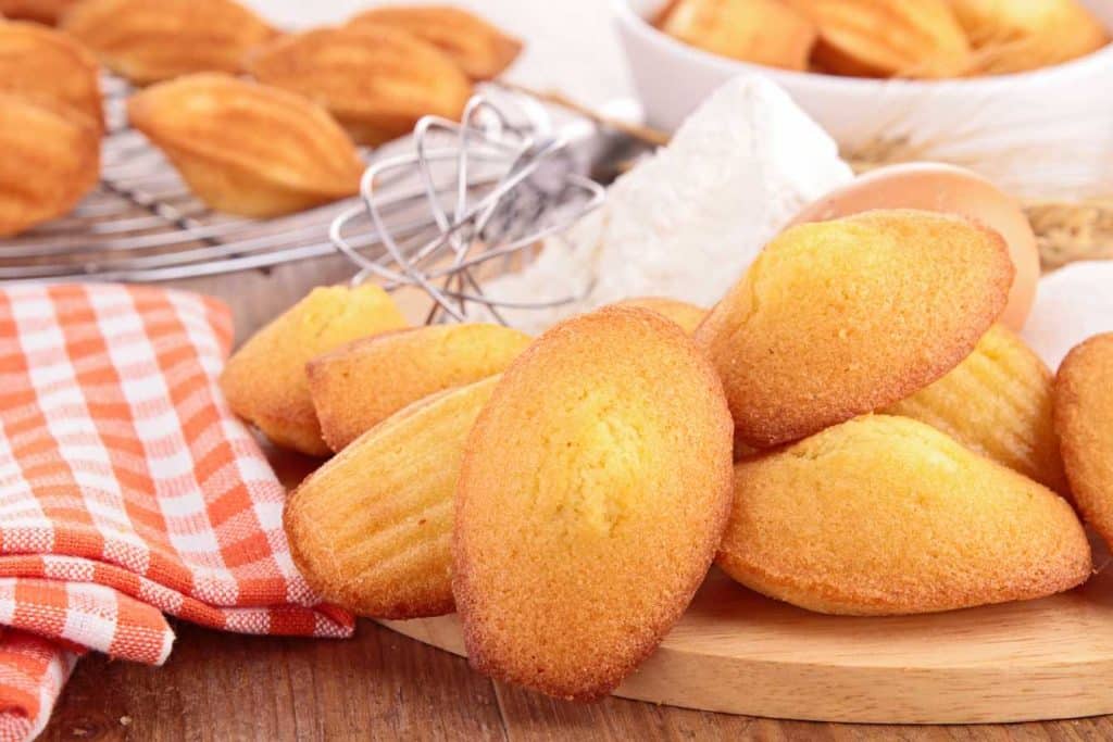 Recette madeleine : astuces et secrets pour des madeleines maison ...